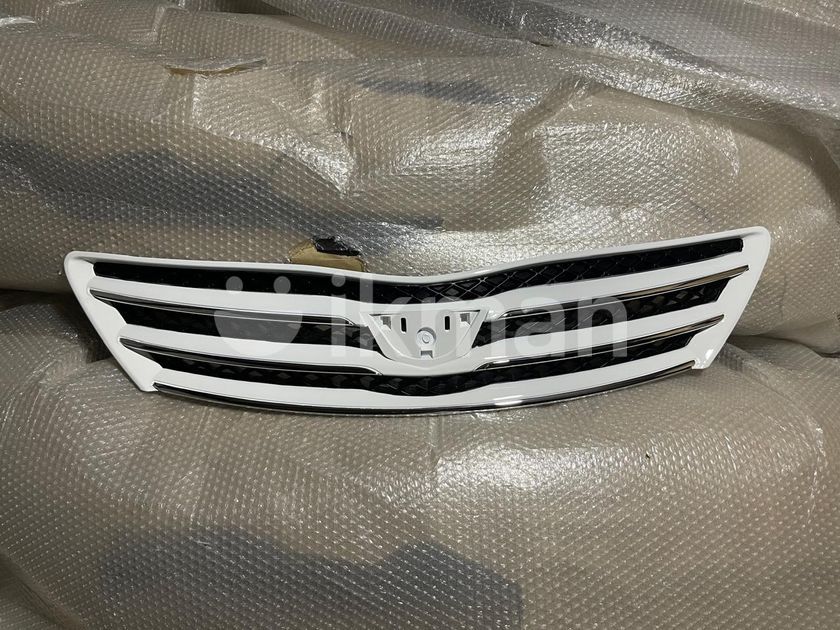 Toyota Allion 240 Grille Shell for Sale in Boralesgamuwa | ikman