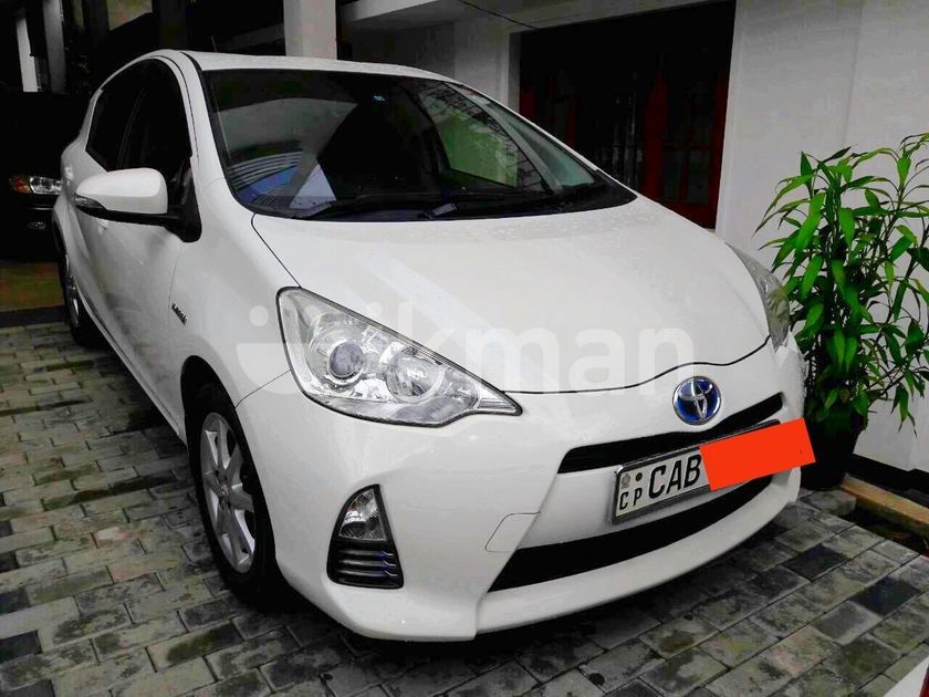 Toyota Aqua 2014 Hybrid Car For Rent in Kandy City | ikman