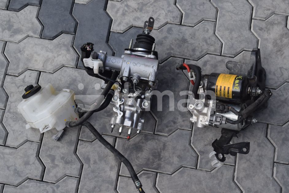 Toyota Aqua ABS Full Set TC for Sale in Piliyandala | ikman