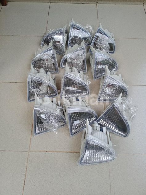 Toyota Aqua Buffer Signal Light for Sale in Nugegoda | ikman