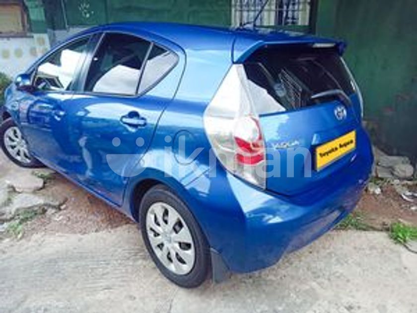 Toyota Aqua Car For Rent in Malabe | ikman