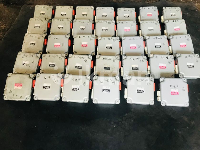 Toyota Aqua/Prius/Axio Hybrid Battery Ecu for Sale in Wattala | ikman