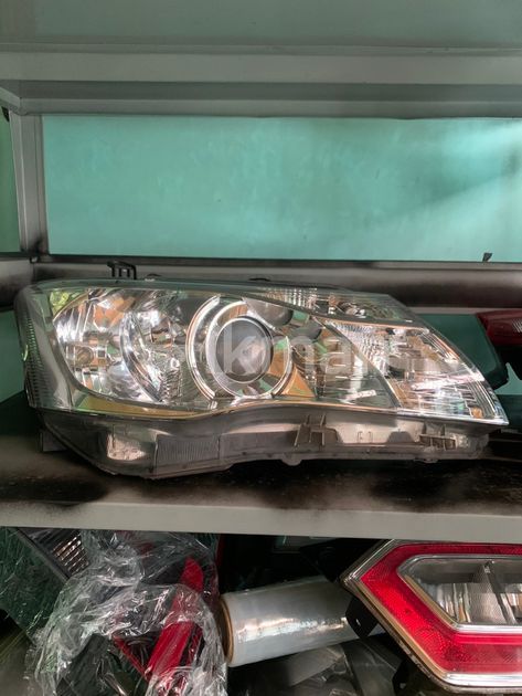 Toyota Axio 161 Head Light Xenon for Sale in Gampaha City | ikman