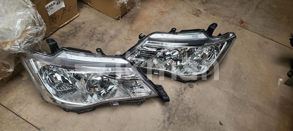 Toyota Axio 2014 Lights for Sale in Nugegoda | ikman