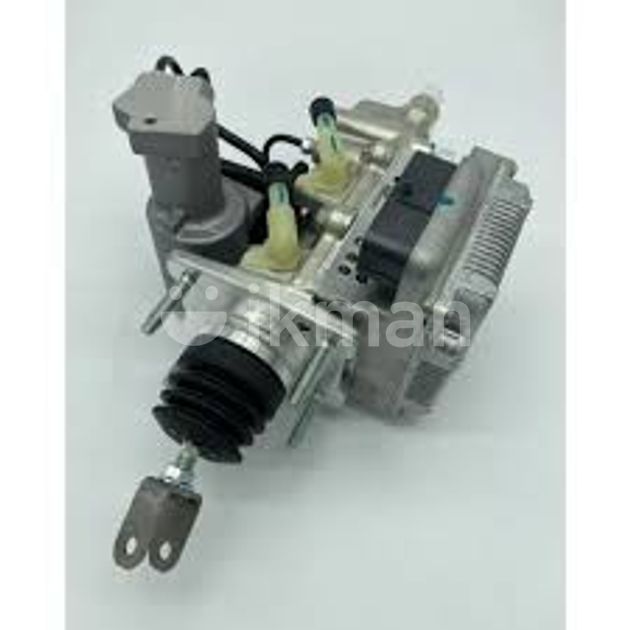 Toyota axio ABS modulator JS 2014 for Sale in Colombo 3 | ikman