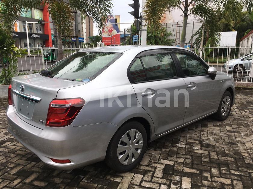 Toyota Axio Full Option 2017 for Sale in Dehiwala | ikman