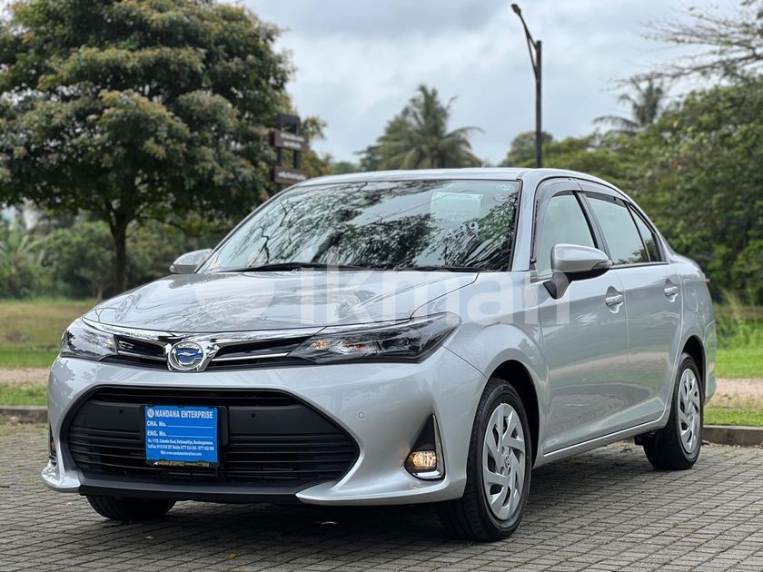 Toyota Axio G Grade Hybrid 2023 for Sale in Boralesgamuwa | ikman