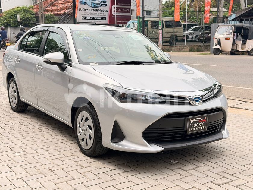 Toyota Axio Hybrid 2023 for Sale in Matara City | ikman
