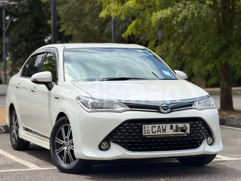 Toyota Axio WXB 2016 for Sale in Boralesgamuwa | ikman