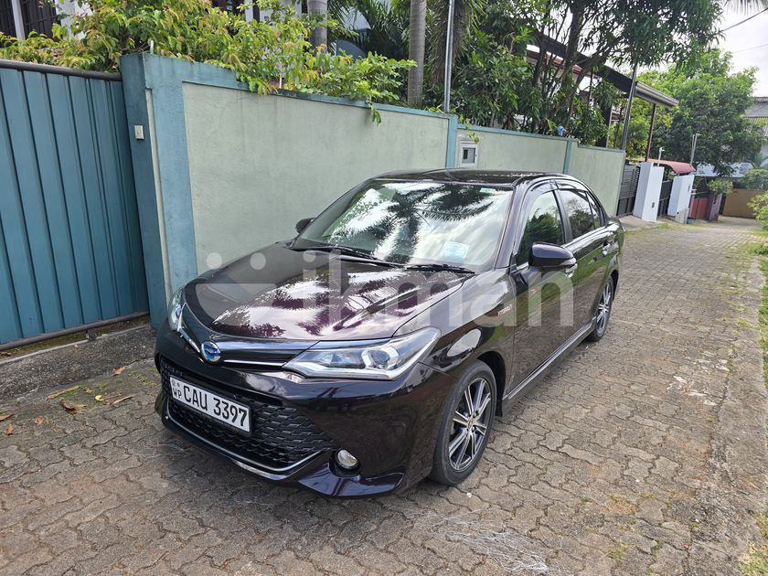 Toyota Axio WXB 2017 for Sale in Athurugiriya | ikman