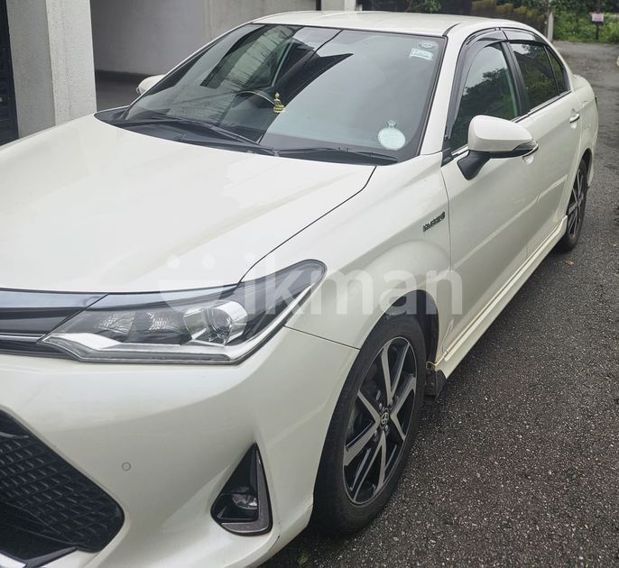 Toyota Axio WXB 2019 for Sale in Rajagiriya | ikman