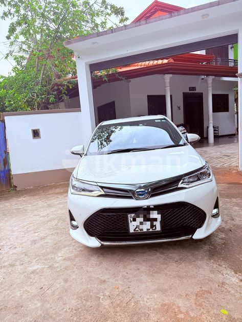 Toyota Axio WXB Facelift 2017 for Sale in Galle City | ikman