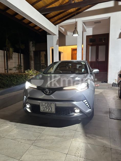 Toyota CHR NGX10 2018 for Sale in Kadawatha | ikman