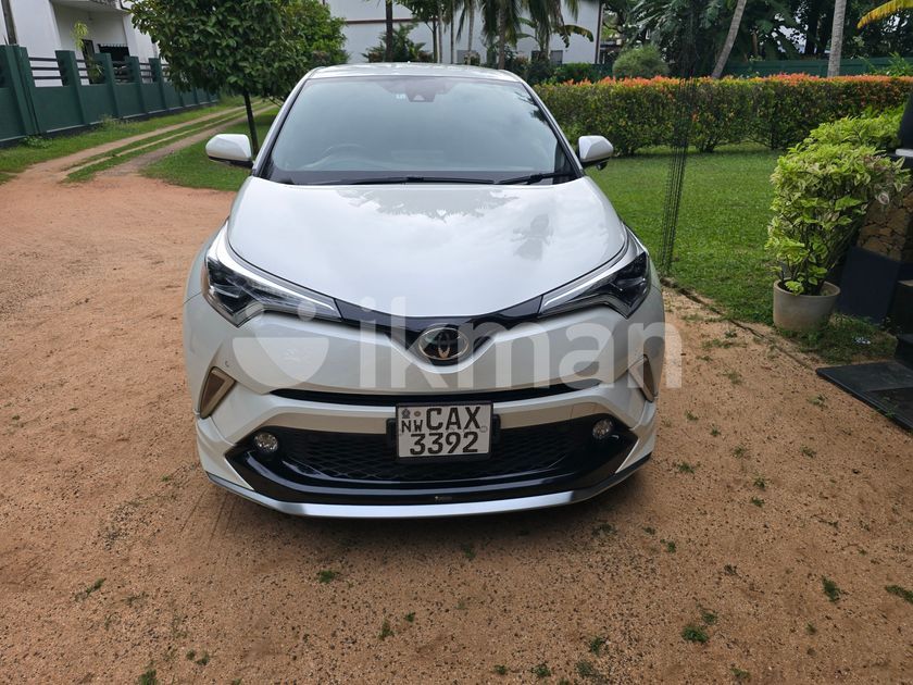 Toyota CHR NGX50 GT 2017 for Sale in Wennappuwa | ikman