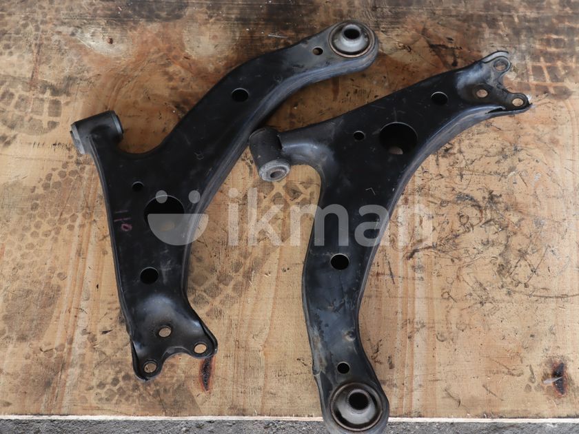 TOYOTA COROLLA 110 LOWER ARM in Kurunegala City | ikman