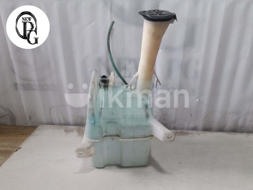 Toyota Corolla 121 Windshield Washer Tank in Kurunegala City | ikman