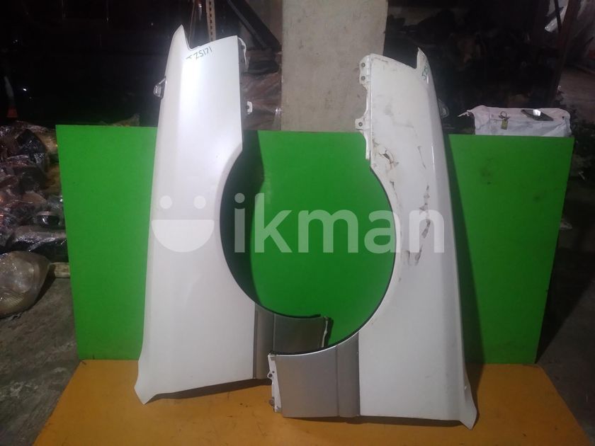 Toyota Crown 171 Fender Set for Sale in Dehiwala | ikman