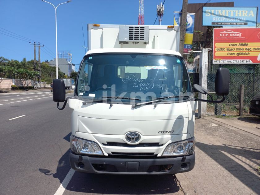 Toyota Dyna 10.5 Manual 2020 | Kadawatha | ikman