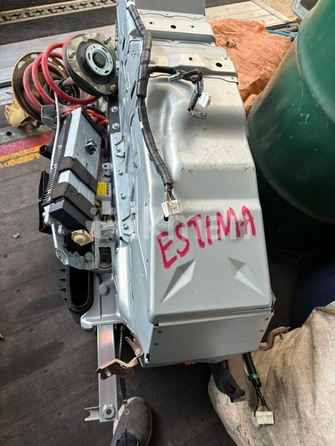 Toyota Estima Hybrid battery 2020 for Sale in Nittambuwa | ikman