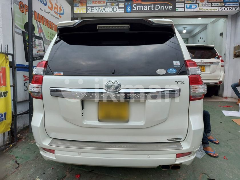 Toyota FJ150 Prado Spoiler cover for Sale in Kohuwala | ikman