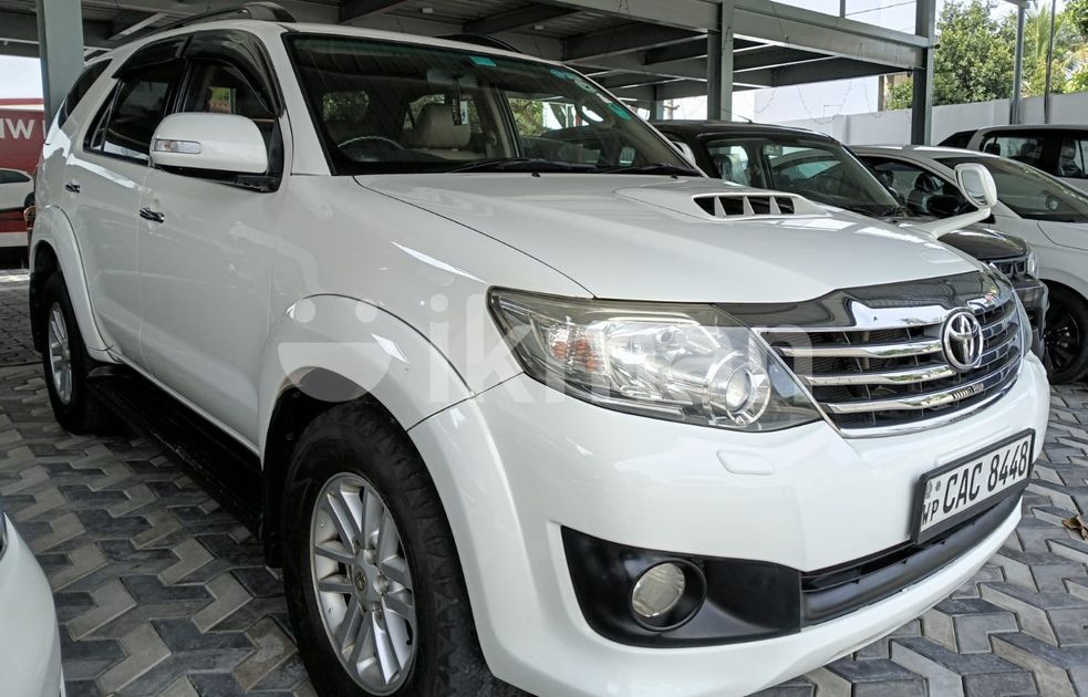 Toyota Fortuner 2014 for Sale in Nugegoda | ikman