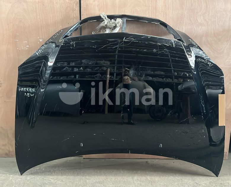 Toyota Harrier 2008 Bonnet for Sale in Wellampitiya | ikman