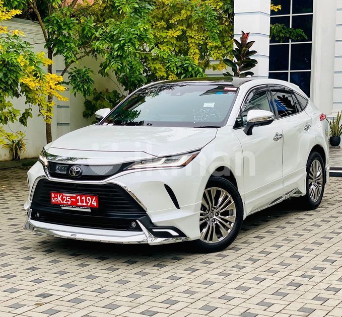 Toyota Harrier Z LEATHER 2024 for Sale in Alutgama | ikman