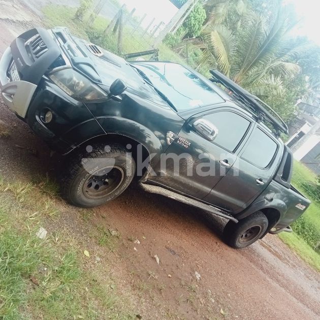 Toyota Hilux Double Cab | G Grade 2010 for Sale in Malabe | ikman