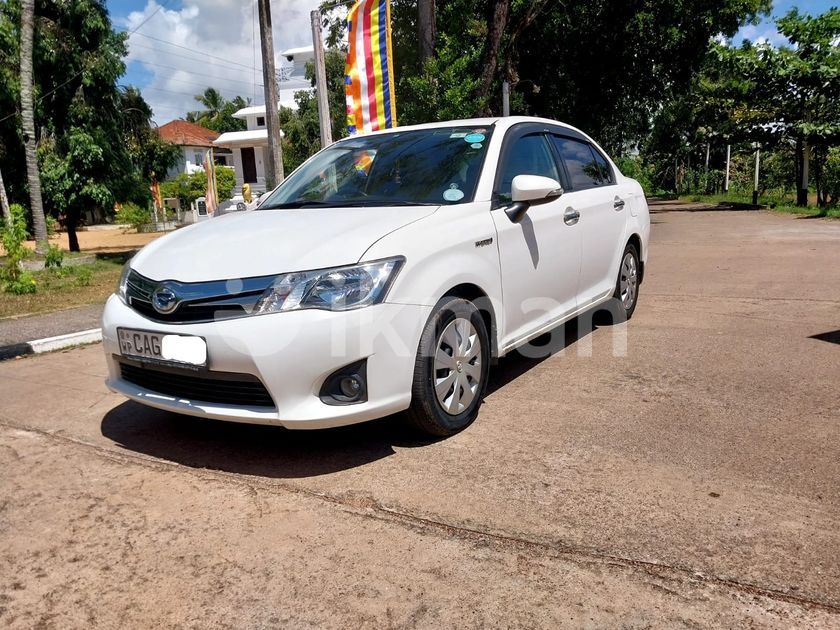 Toyota Hybrid Axio Car For Rent in Nugegoda | ikman