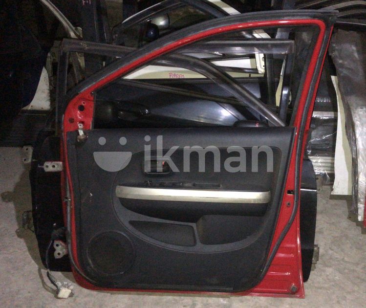 Toyota IST NCP60 Four Door Upholstry for Sale in Dehiwala | ikman