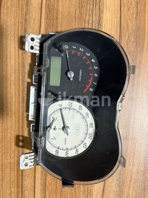Toyota IST NCP60 Meter Board for Sale in Mawathagama | ikman
