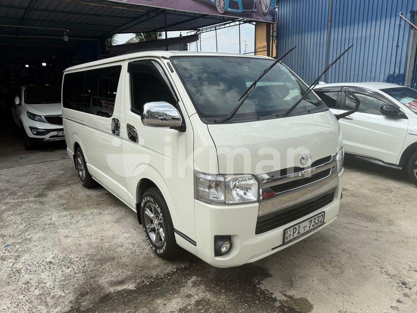 Toyota KDH FLAT ROOF 2015 | Kotte | ikman