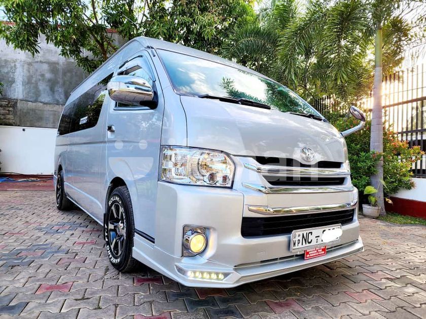 Toyota KDH High Roof 223 Japan 2015 | Anuradhapura City | ikman