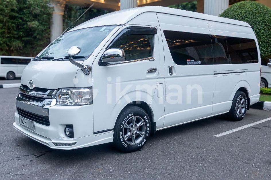 Toyota KDH High Roof 223B 2015 | Kandy City | ikman