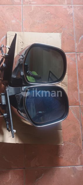 Toyota kdh Side Mirro for Sale in Kottawa | ikman