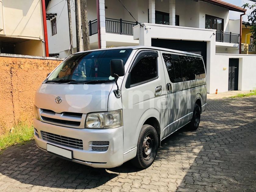Toyota KDH Van Rent in Batticaloa City | ikman