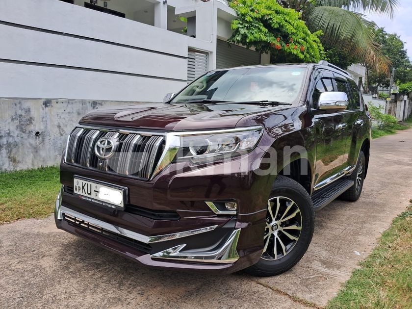 Toyota Land Cruiser Prado 150 TX 2011 for Sale in Panadura | ikman