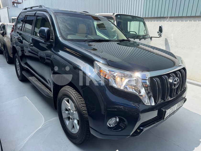 Toyota Land Cruiser Prado TRJ150 3L Diesel 1ST 2015 for Sale in Colombo ...