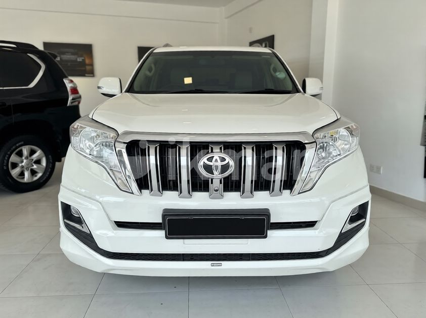 Toyota Land Cruiser Prado Tx 150 Trj 2018 for Rent in Rajagiriya | ikman