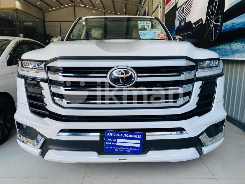 Toyota Land Cruiser Sahara V6 LX 300 2025 for Sale in Colombo 5 | ikman