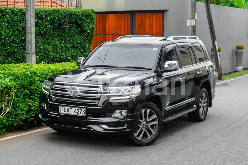 Toyota Land Cruiser Sahara V8 - VX Full Spec 2016 for Sale in Kohuwala | ikman