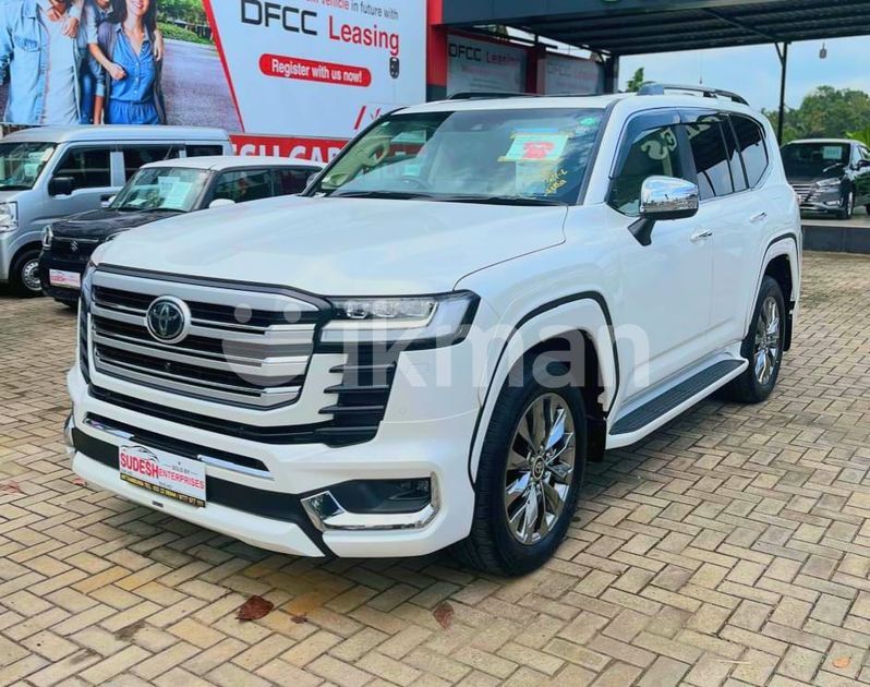 Toyota Land Cruiser Sahara ZX 2024 for Sale in Negombo | ikman