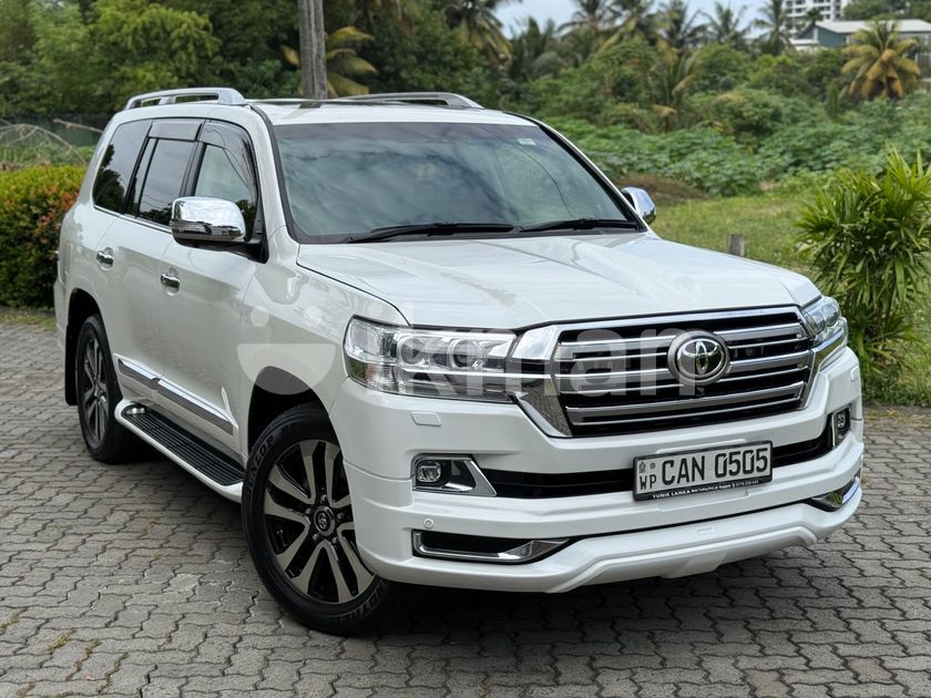 Toyota Land Cruiser Sahara Zx Bruno cross 2015 for Sale in Nugegoda | ikman