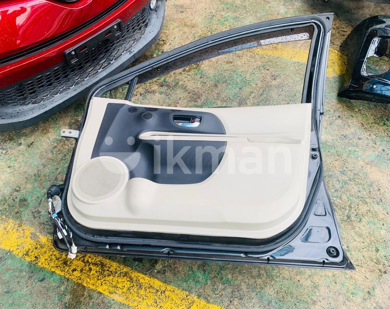 Toyota NHP10 Aqua Front Door (Complete) for Sale in Nugegoda | ikman