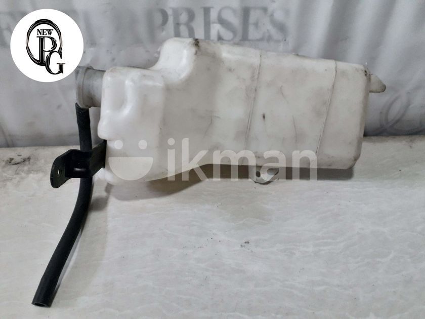 Toyota Passo KGC10 Radiator Overflow Tank in Kurunegala City | ikman