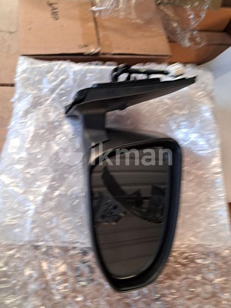 Toyota Premio 260 Side Mirror L R for Sale in Nugegoda | ikman
