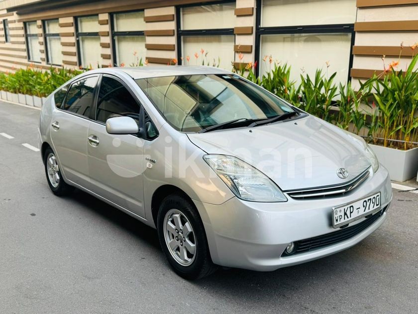 Toyota Prius 2008 for Sale in Piliyandala | ikman