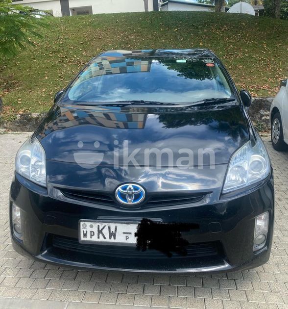 Toyota Prius 2nd Gen 2011 for Sale in Piliyandala | ikman
