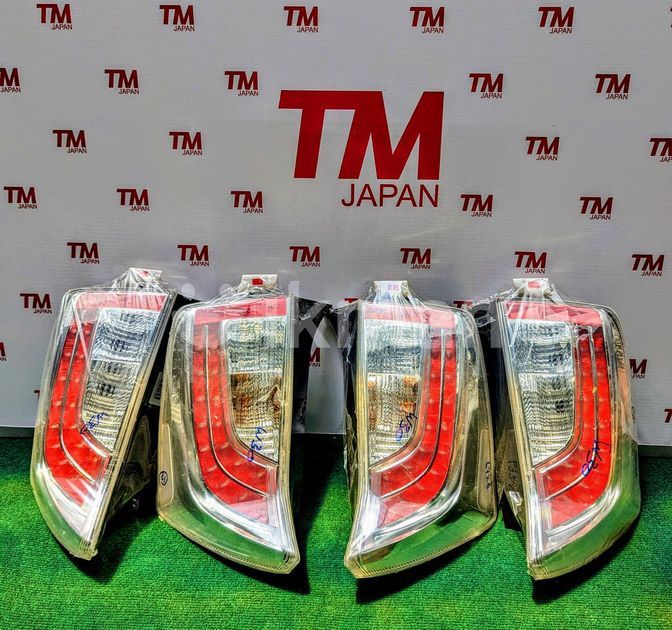 Toyota Prius 3rd Gen Tail Light for Sale in Kotte | ikman