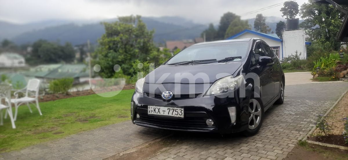 Toyota Prius Car for Rent in Dehiwala | ikman